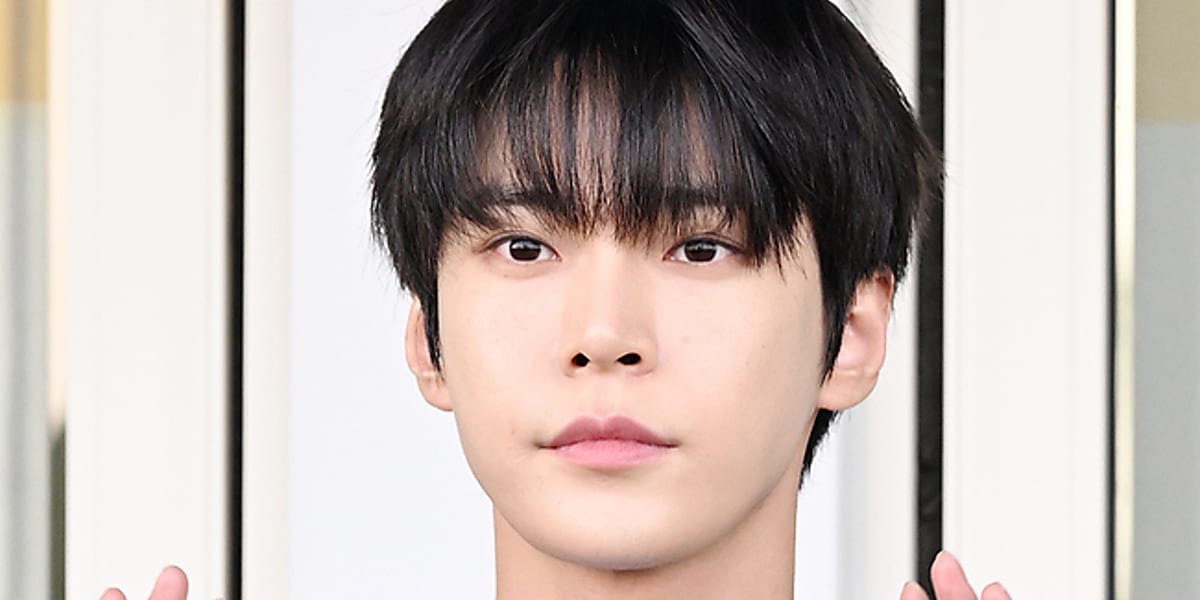 【PHOTO】NCT ドヨン、海外スケジュールのためイタリアへ出国…爽やかな魅力（動画あり） - Kstyle