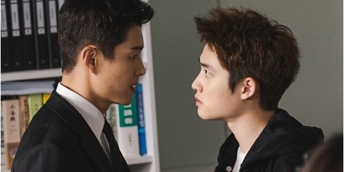 EXO ディオ＆ハ・ジュン、新ドラマ「リーガル・クレイジー真剣勝負」スチールカットを公開…対立する2人 - Kstyle