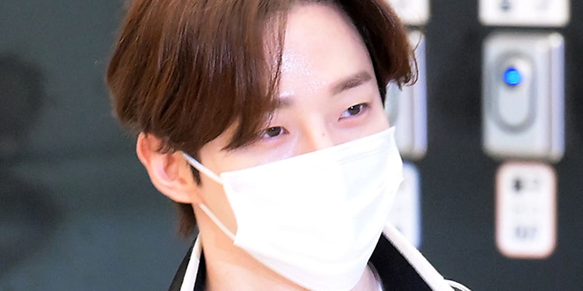 【PHOTO】2PM ジュノ、日本でのコンサートを終えて帰国…爽やかな笑顔で登場（動画あり） - Kstyle