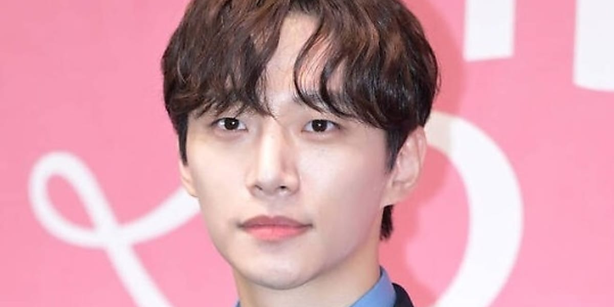 2PM ジュノ、JTBC「ニュースルーム」への出演を予告…ドラマ「キング・ザ・ランド」の話題性を証明 - Kstyle