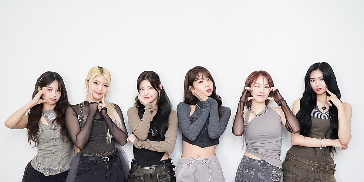 EVERGLOW、愛嬌いっぱいに登場！「Kstyle PARTY」取材メイキング写真を大公開 - Kstyle