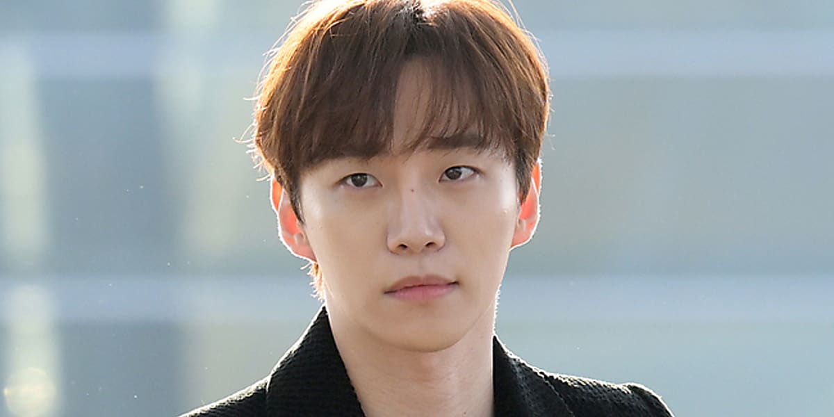 【PHOTO】2PM ジュノ、海外スケジュールのためタイへ出国（動画あり） - Kstyle