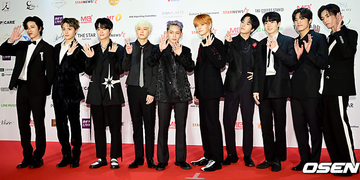 【PHOTO】TREASURE「2022 Asia Artist Awards」レッドカーペットに登場 - Kstyle